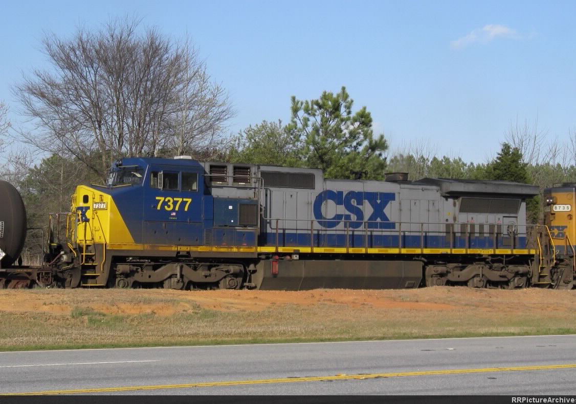CSX 7377 C40-8W